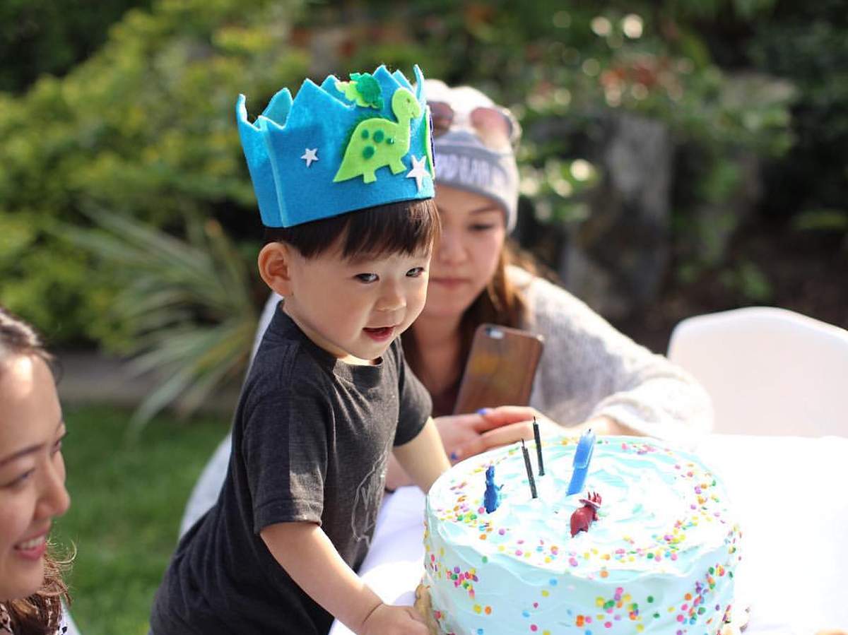 Dinosaurs Birthday Party Ideas | Photo 10 of 23 | Catch My Party