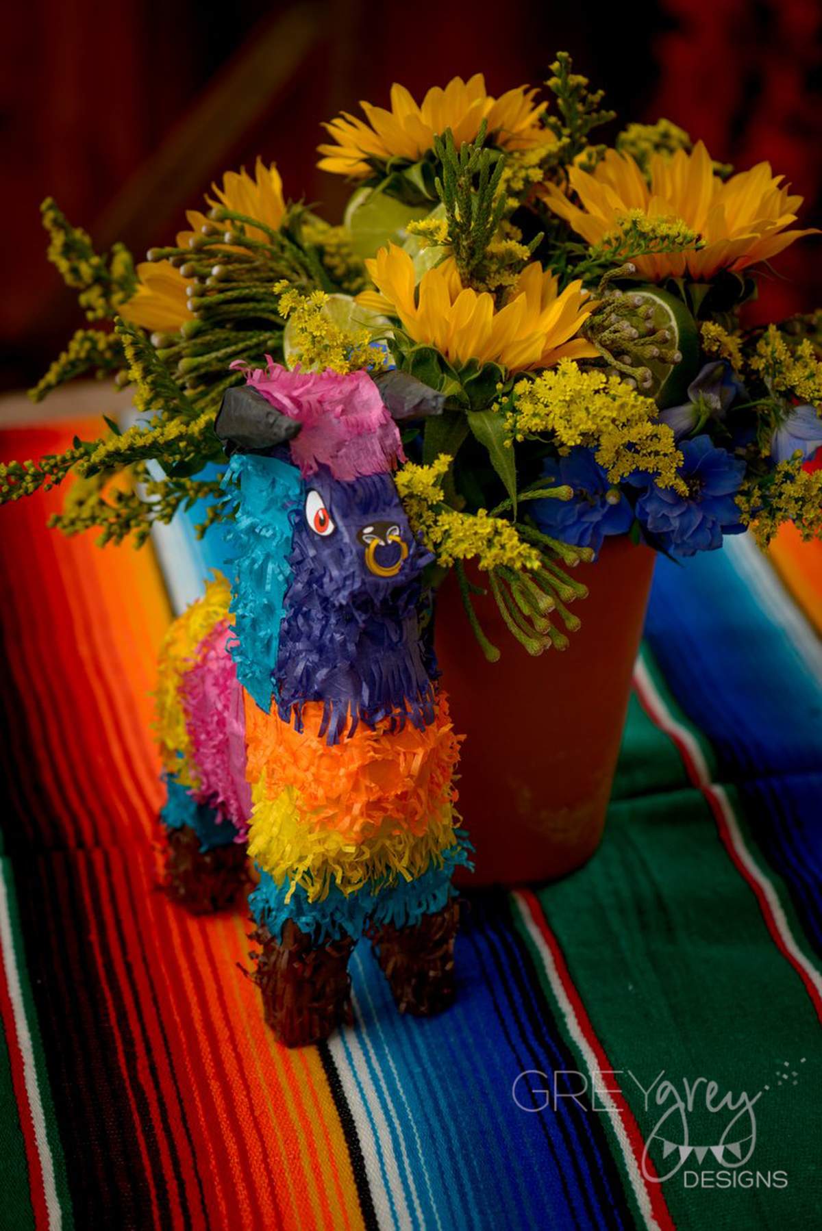 Fiesta / Mexican Backyard Fiesta Concert Party Ideas | Photo 1 of 70 ...