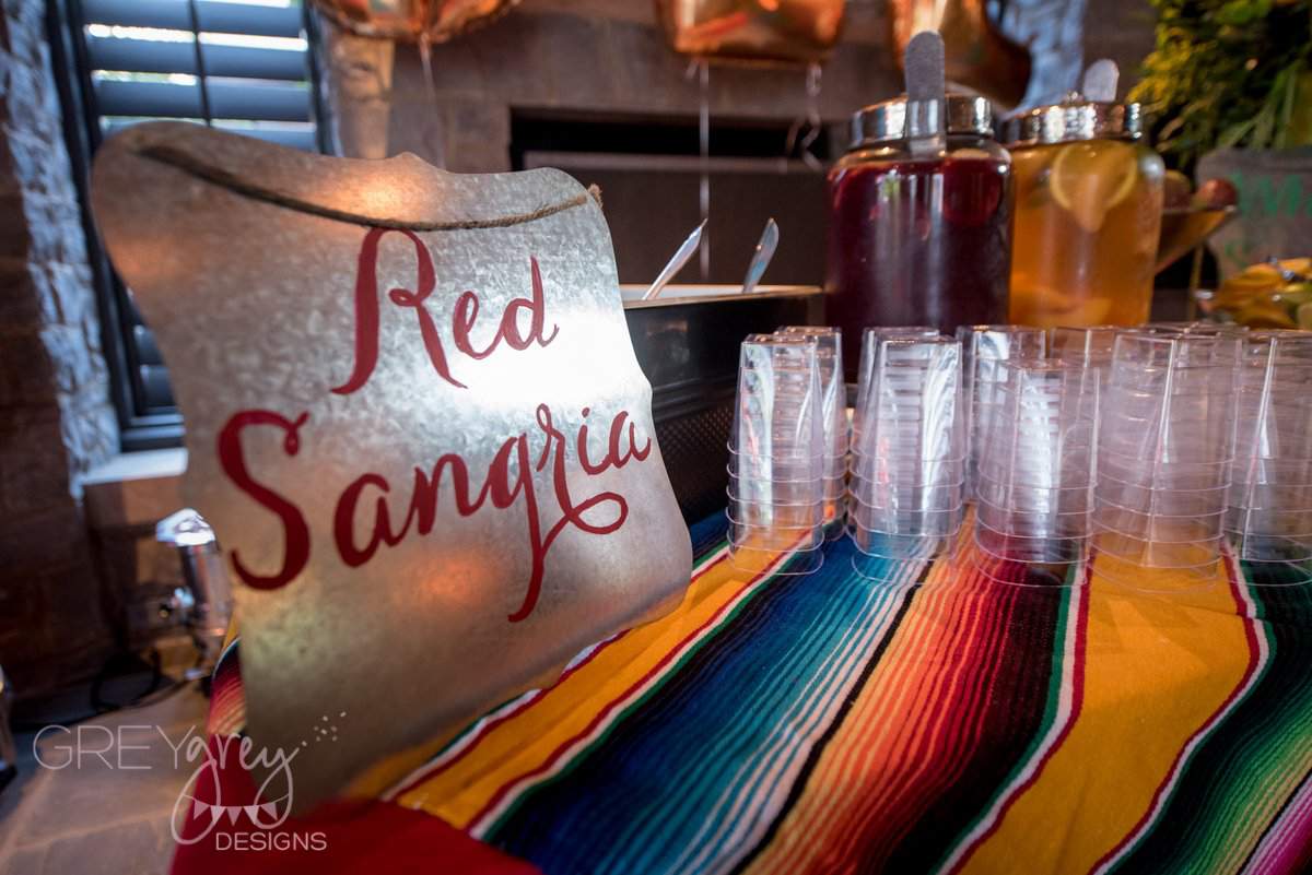 Fiesta / Mexican Backyard Fiesta Concert Party Ideas | Photo 7 of 70 ...