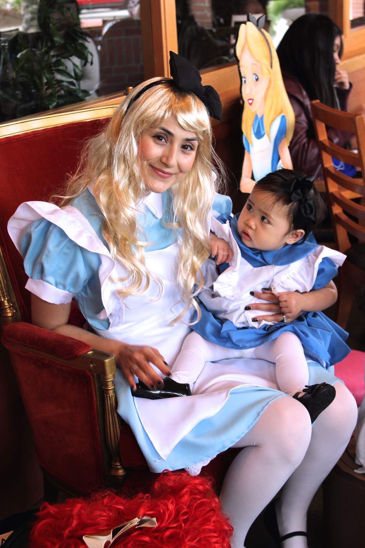 Alice in Wonderland Birthday Party Ideas | Photo 25 of 41 | Catch My Party