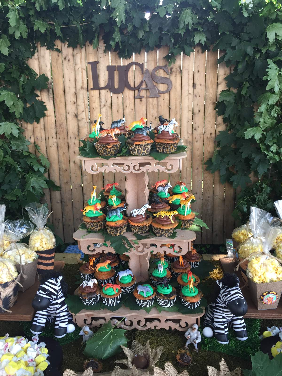 Safari Birthday Party Ideas | Photo 21 of 26 | Catch My Party