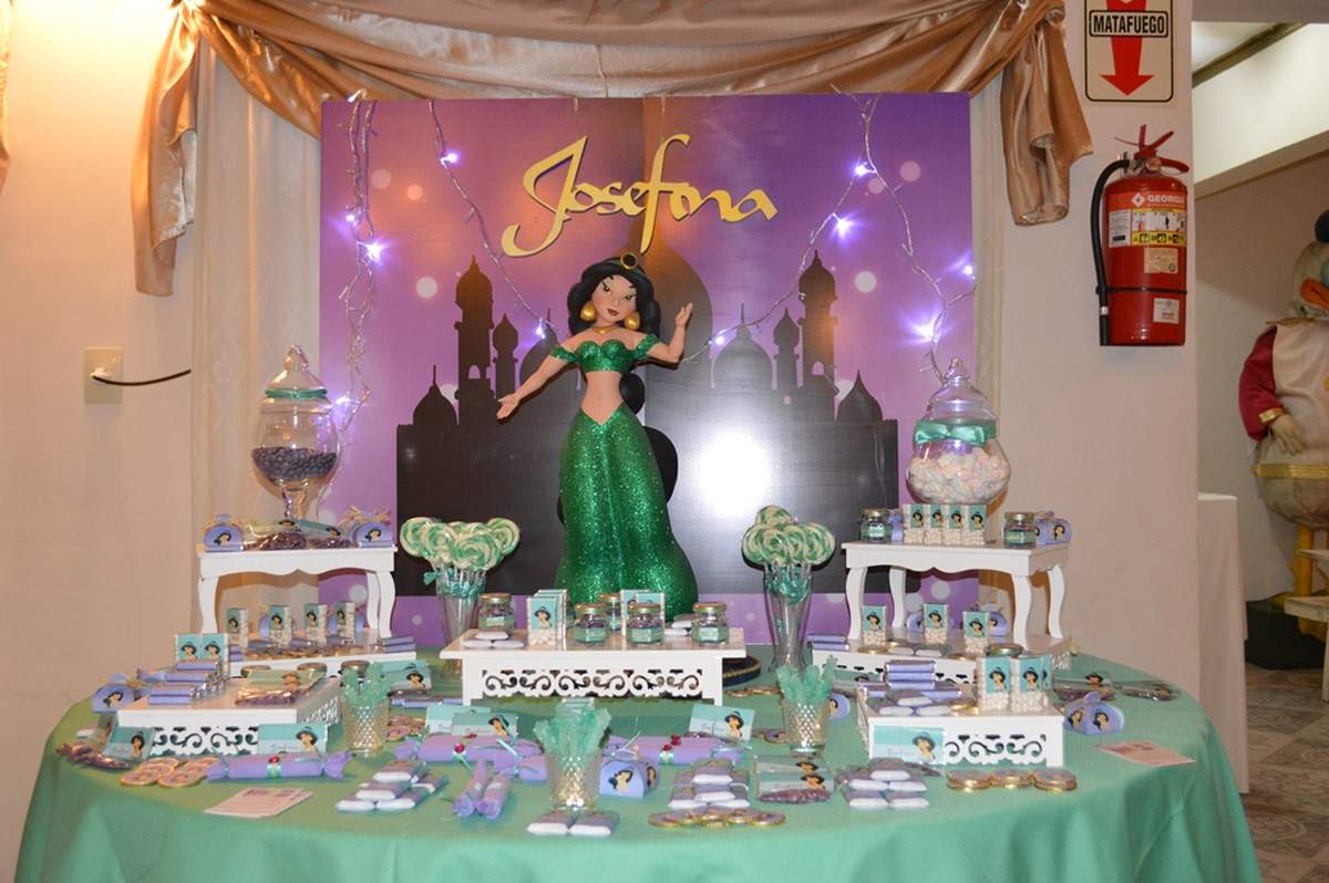 Jazmín & Aladdin Birthday Party Ideas | Photo 1 of 45 | Catch My Party