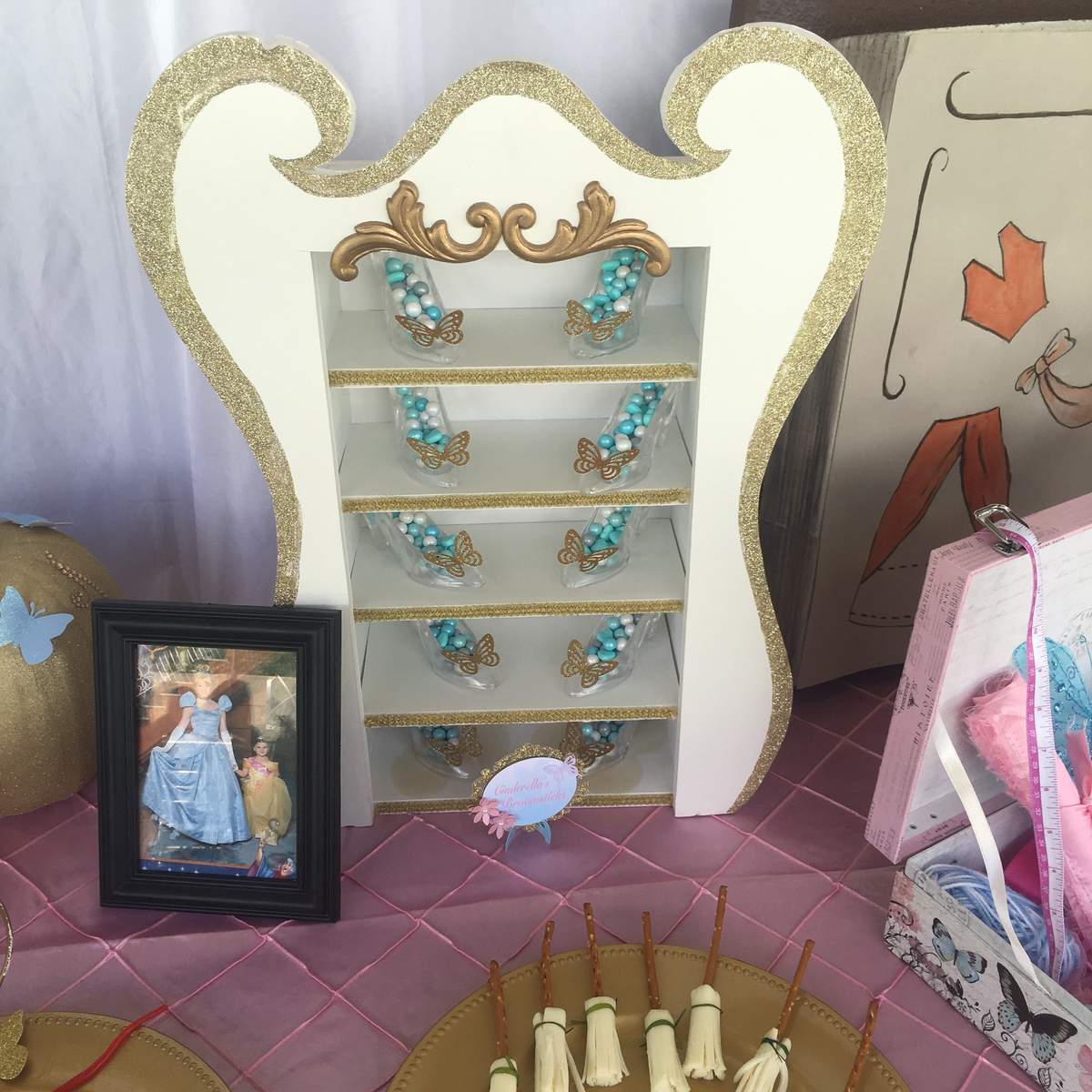 Cinderella Birthday Party Ideas | Photo 17 of 17 | Catch My Party