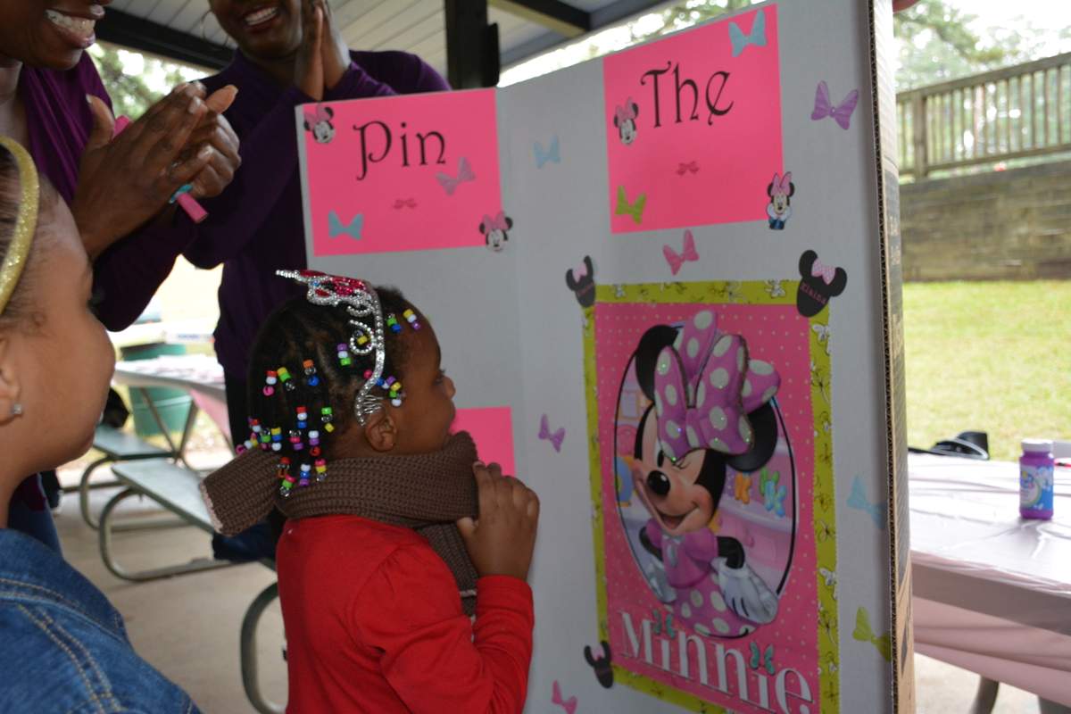 Minnie Mouse Picnic Birthday Party Ideas | Photo 16 of 35 | Catch My Party