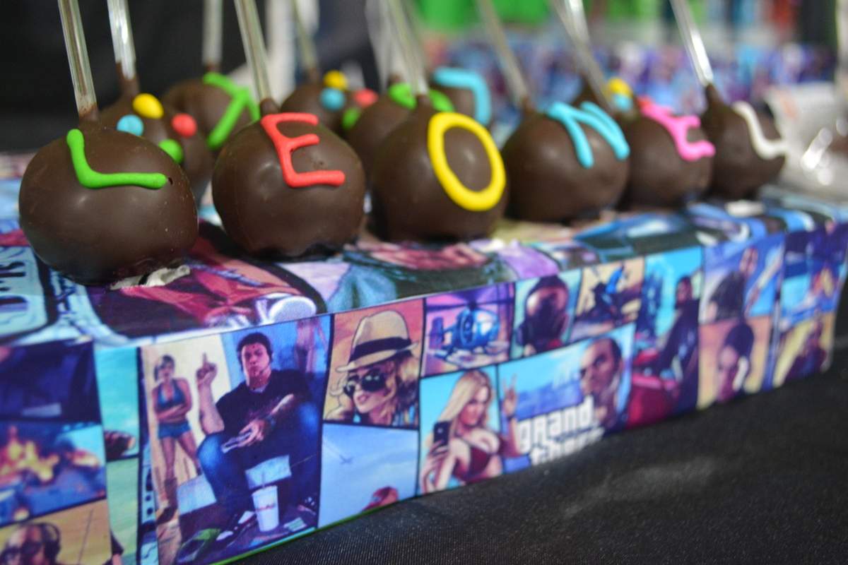 Gamer; Play Station, Gta, Call of Duty Birthday Party Ideas | Photo 10 ...