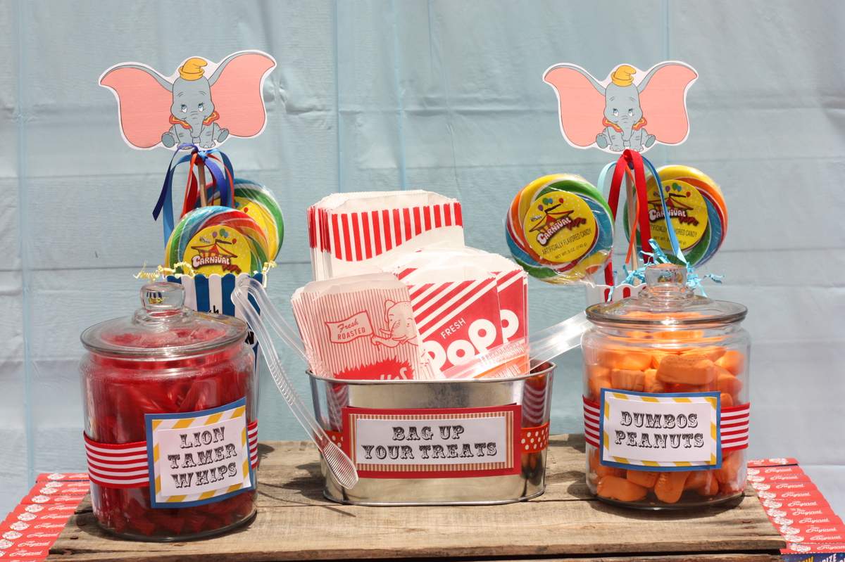 Carnival/Dumbo Birthday Party Ideas | Photo 4 of 25 | Catch My Party