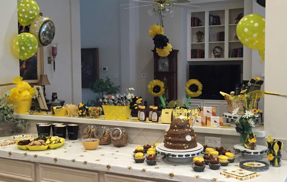 Bees / Birthday "50th Bee-Day Celebration " | Catch My Party