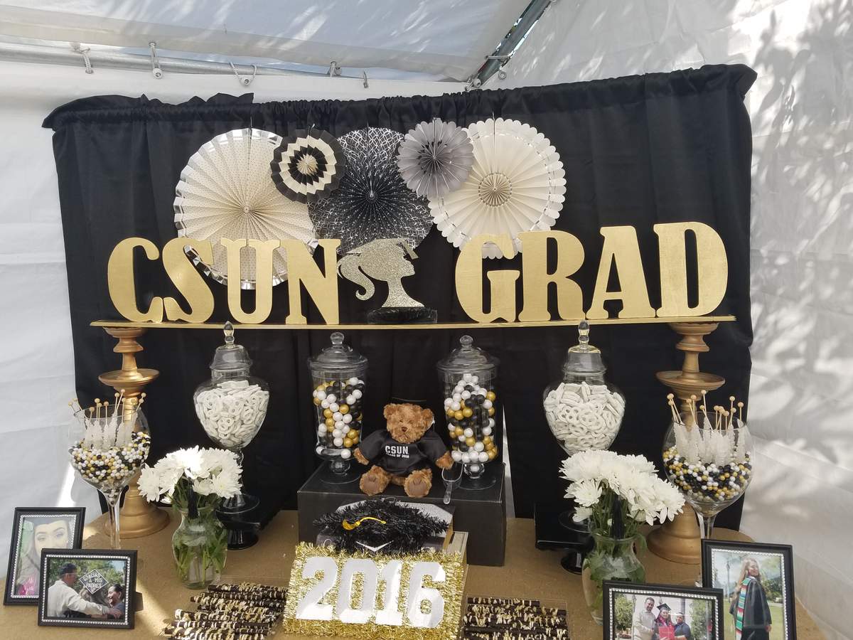 Graduation party Graduation/End of School Party Ideas | Photo 1 of 4 ...