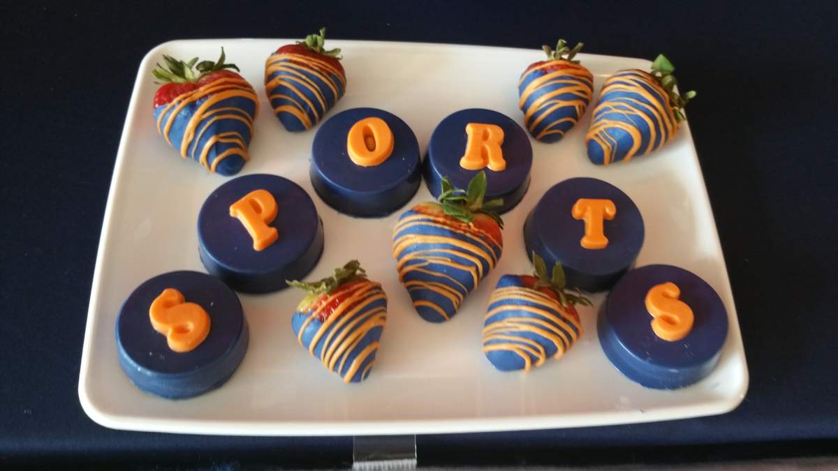 Brains, Beauty & Sports Graduation/End of School Party Ideas | Photo 2 ...