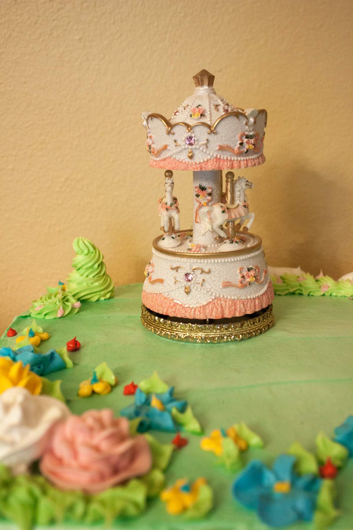 Carousel Birthday Party Ideas | Photo 2 of 22 | Catch My Party