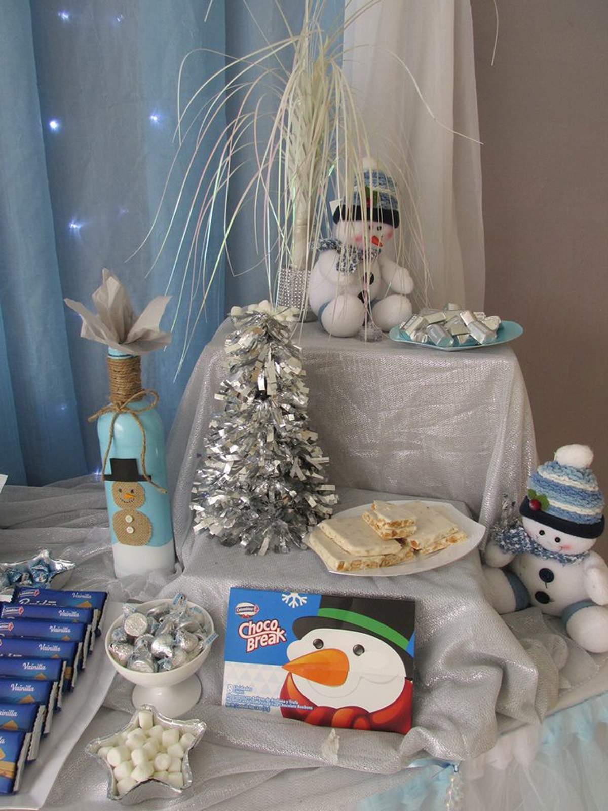 Winter Christmas/Holiday Party Ideas | Photo 2 of 15 | Catch My Party