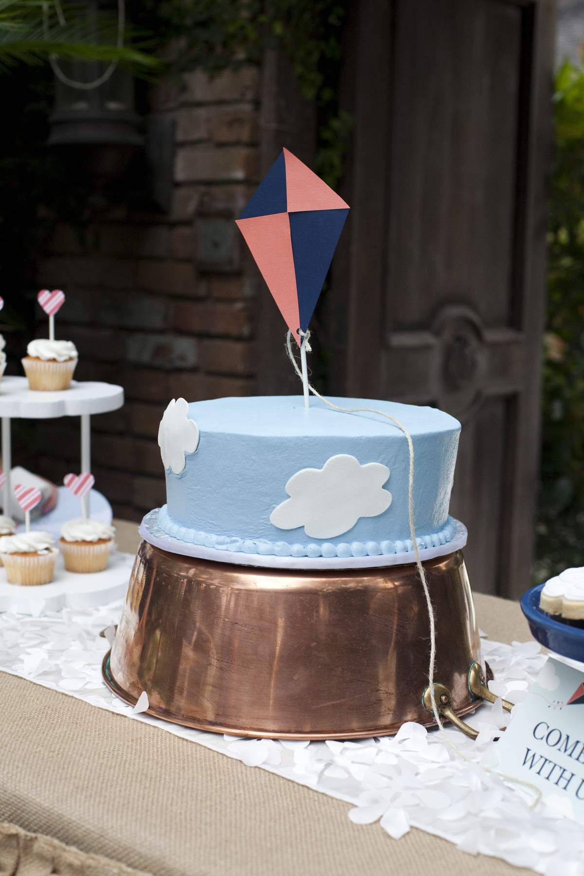 Vintage Kite Birthday Party Ideas | Photo 13 of 24 | Catch My Party