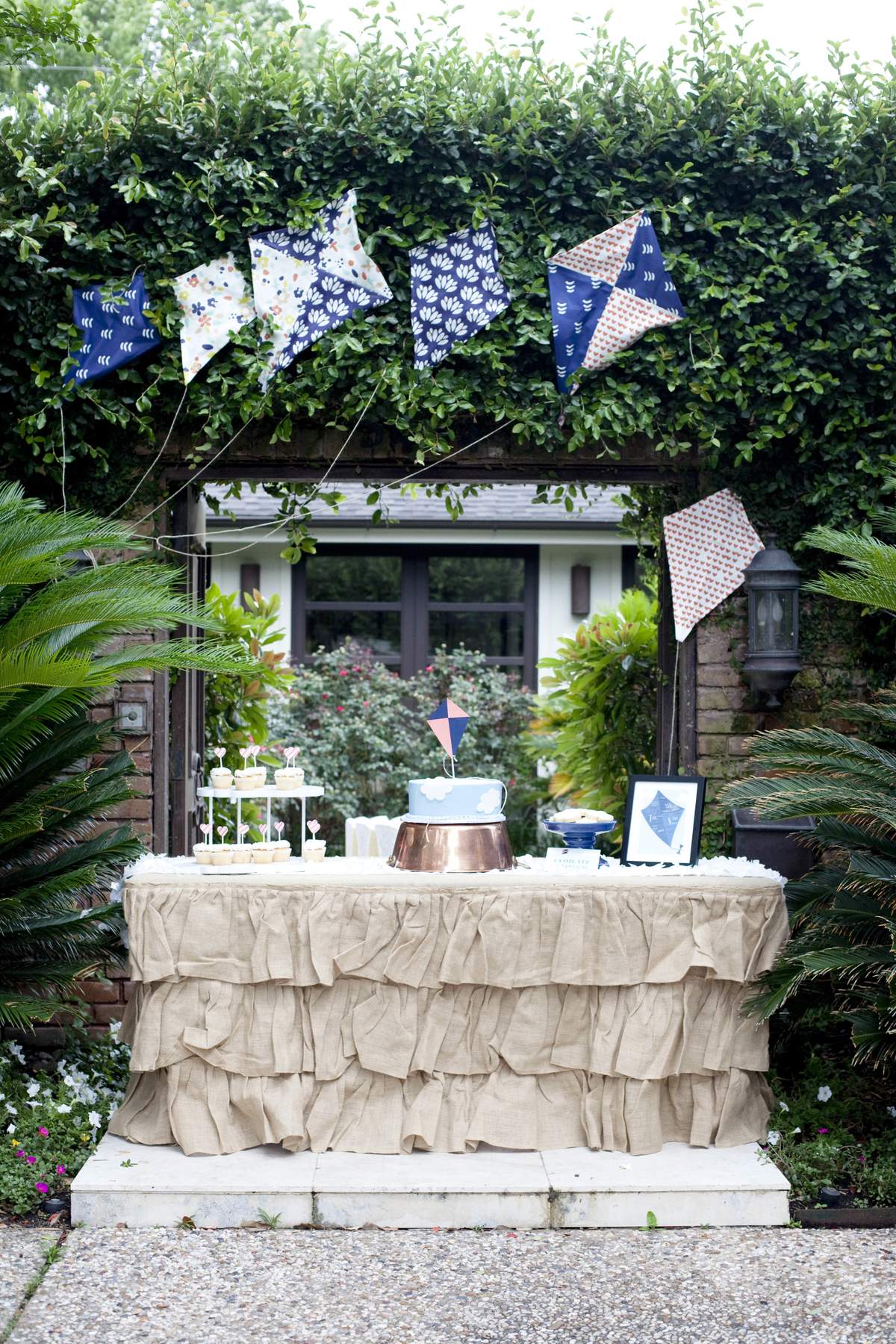 Vintage Kite Birthday Party Ideas | Photo 1 of 24 | Catch My Party