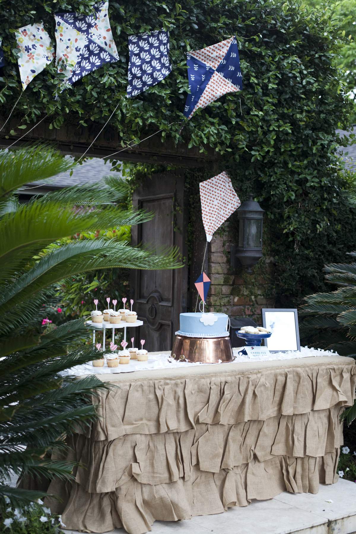 Vintage Kite Birthday Party Ideas | Photo 1 of 24 | Catch My Party