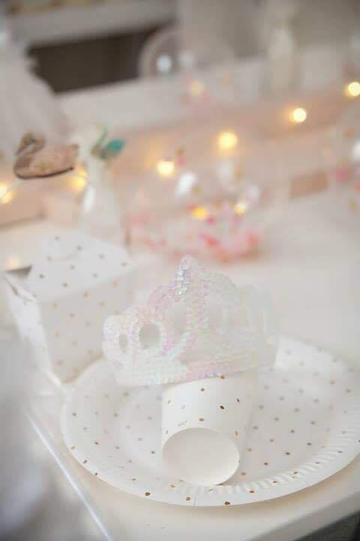 Swan theme Birthday Party Ideas | Photo 2 of 79 | Catch My Party