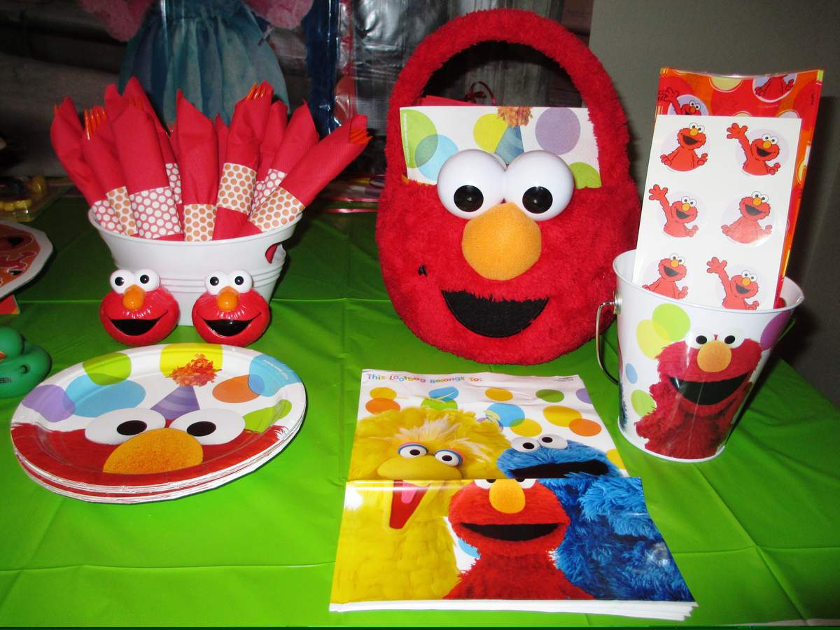 Elmo Birthday Party Ideas | Photo 8 of 12 | Catch My Party
