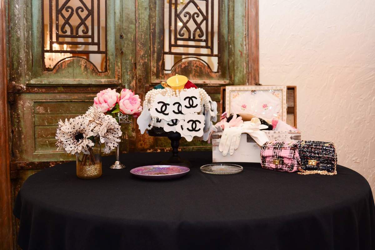 Chanel/ Vintage High Tea Party Birthday Party Ideas | Photo 33 of 43 ...