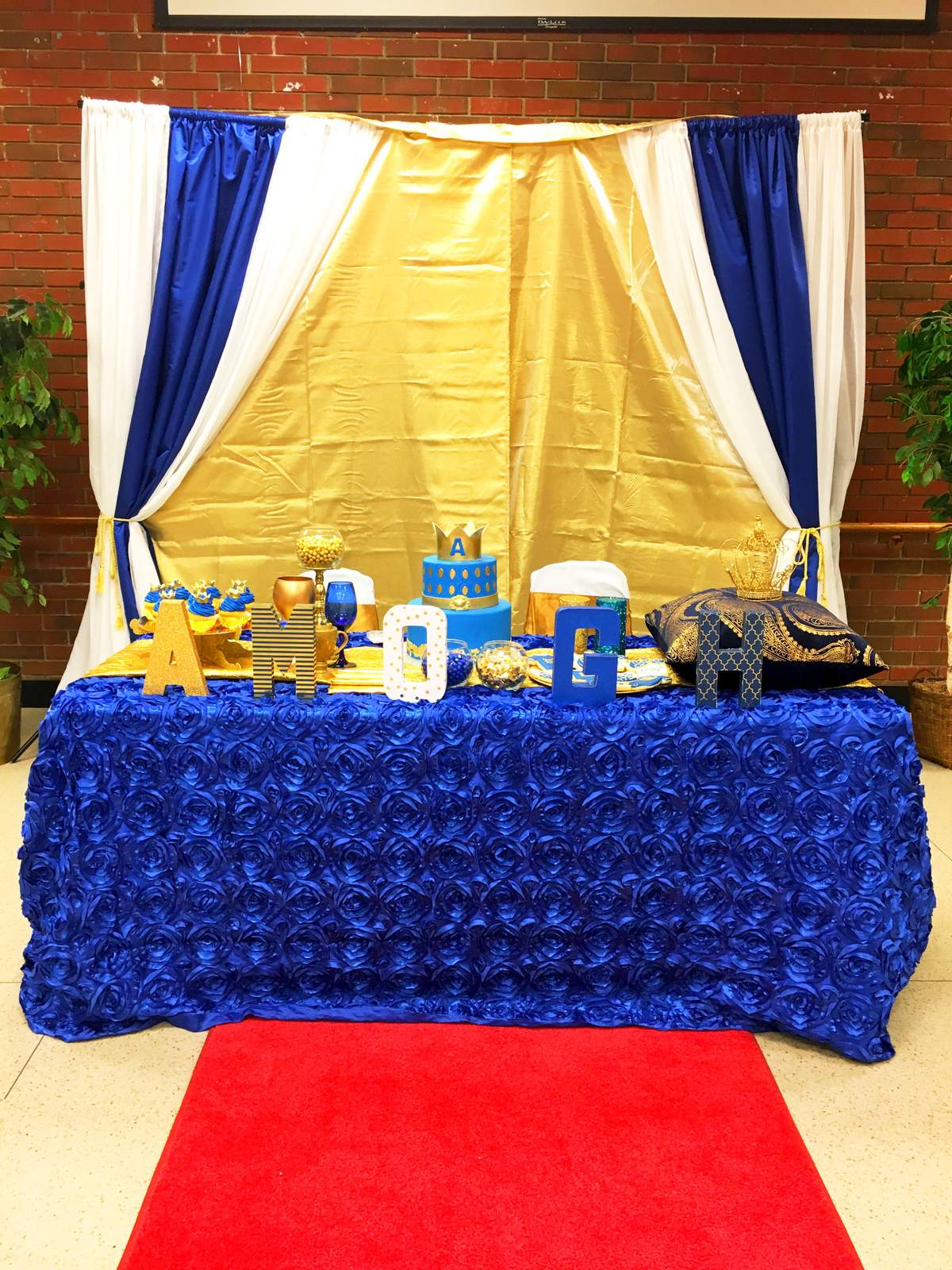 ROYAL PRINCE BIRTHDAY PARTY Birthday Party Ideas | Photo 40 of 43 ...