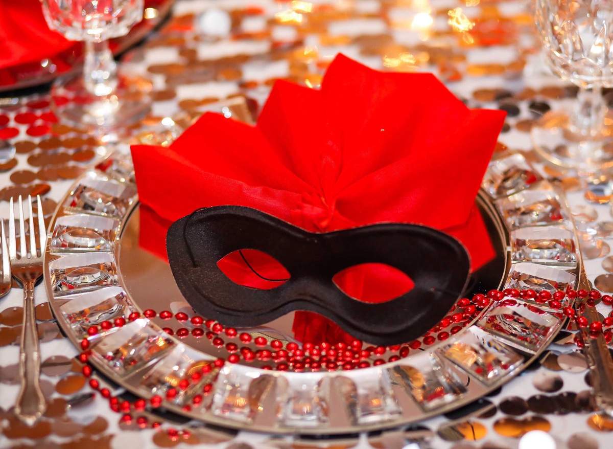 Masquerade Birthday Party Ideas | Photo 11 of 20 | Catch My Party