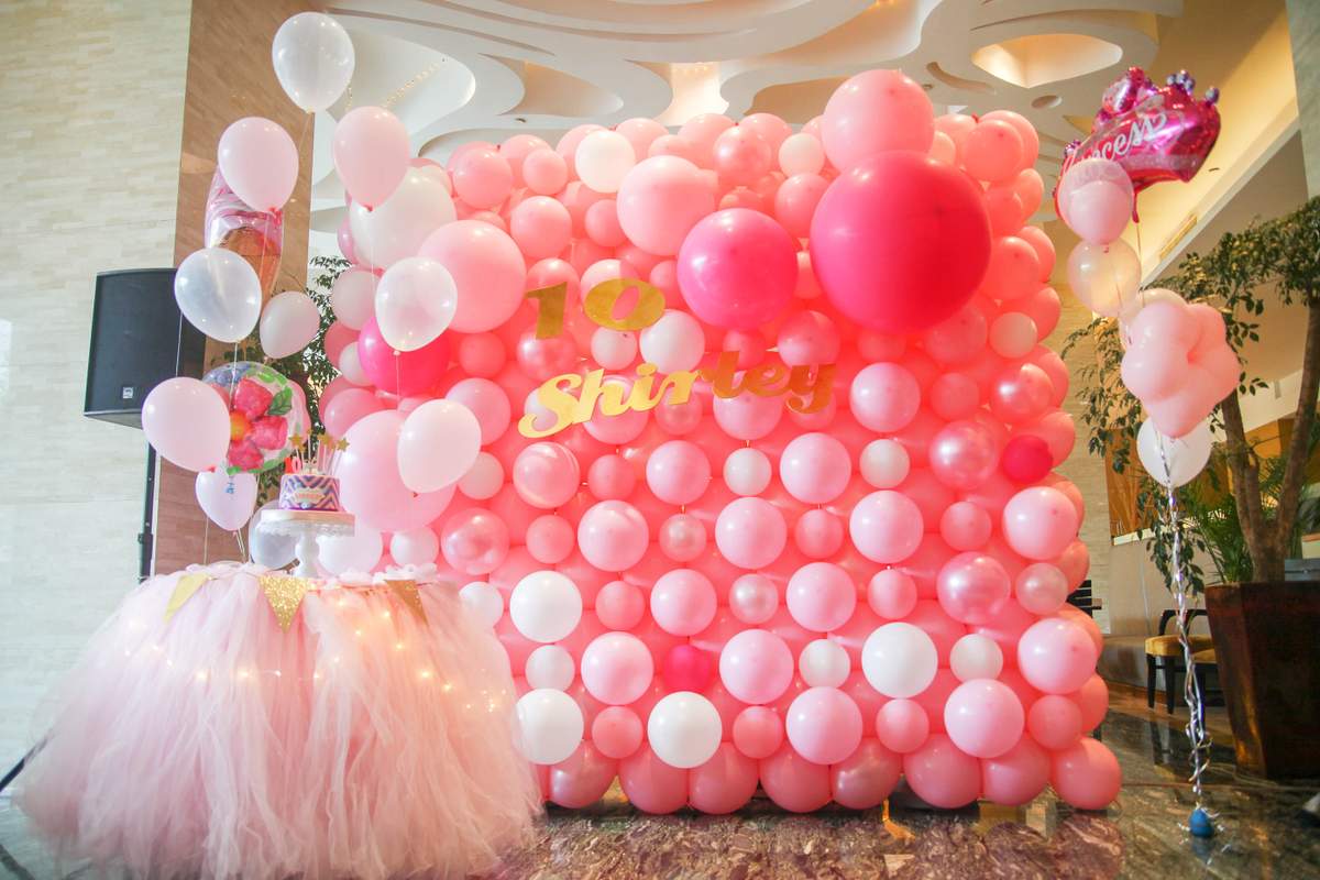 Pink Birthday Party Ideas | Photo 7 of 10 | Catch My Party