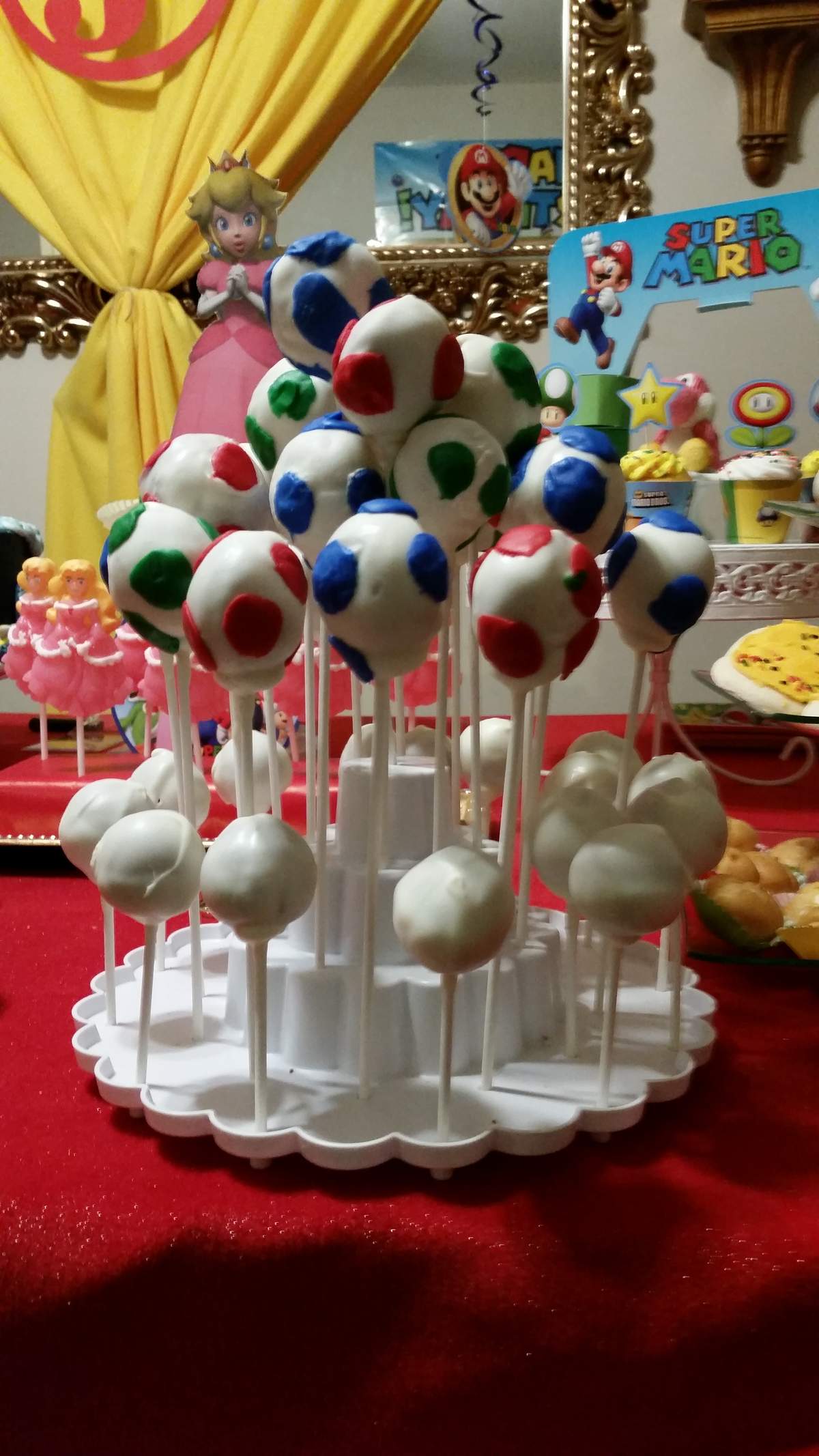 Super Mario / Yoshi Birthday Party Ideas | Photo 16 of 34 | Catch My Party