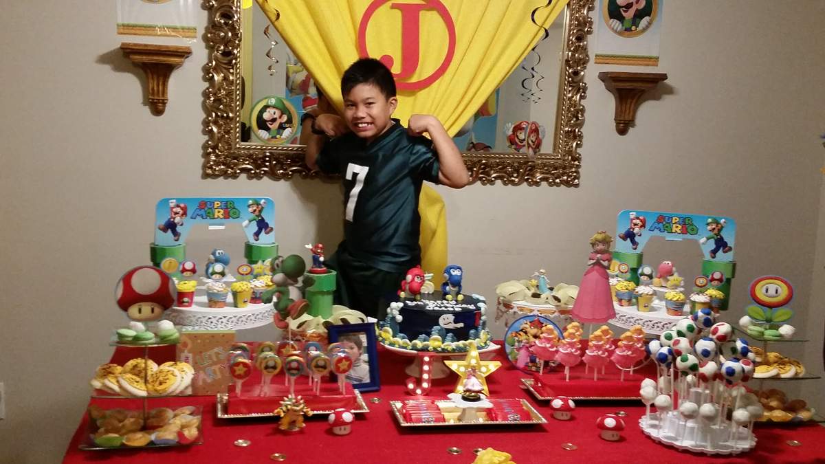 Super Mario / Yoshi Birthday Party Ideas | Photo 16 of 34 | Catch My Party