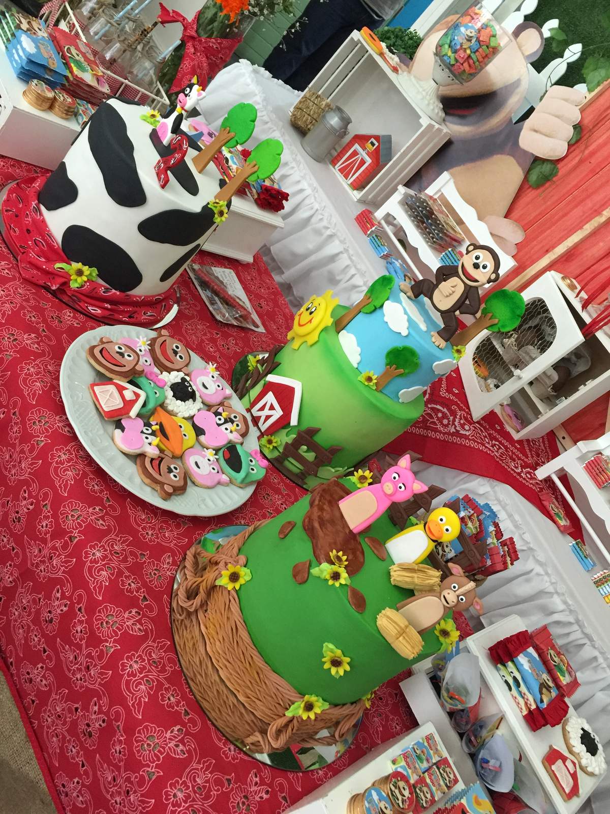 Bubba and friends at the farm Birthday Party Ideas | Photo 1 of 13 ...