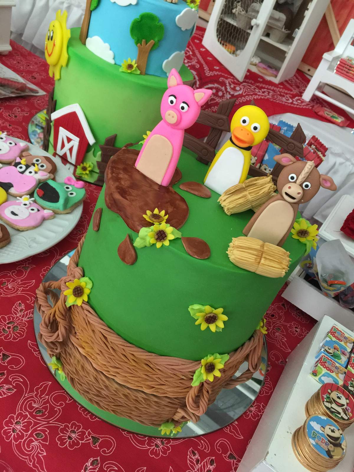 Bubba and friends at the farm Birthday Party Ideas | Photo 1 of 13 ...