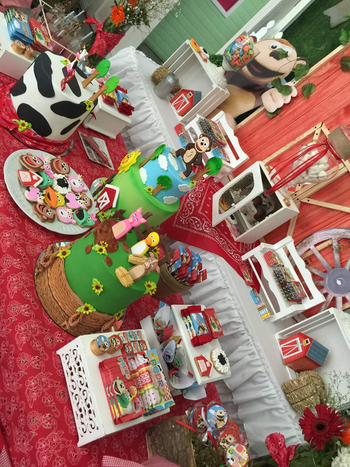 Bubba and friends at the farm Birthday Party Ideas | Photo 1 of 13 ...