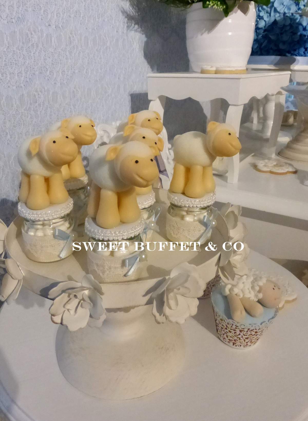 BABY LAMBS Birthday Party Ideas | Photo 2 of 20 | Catch My Party