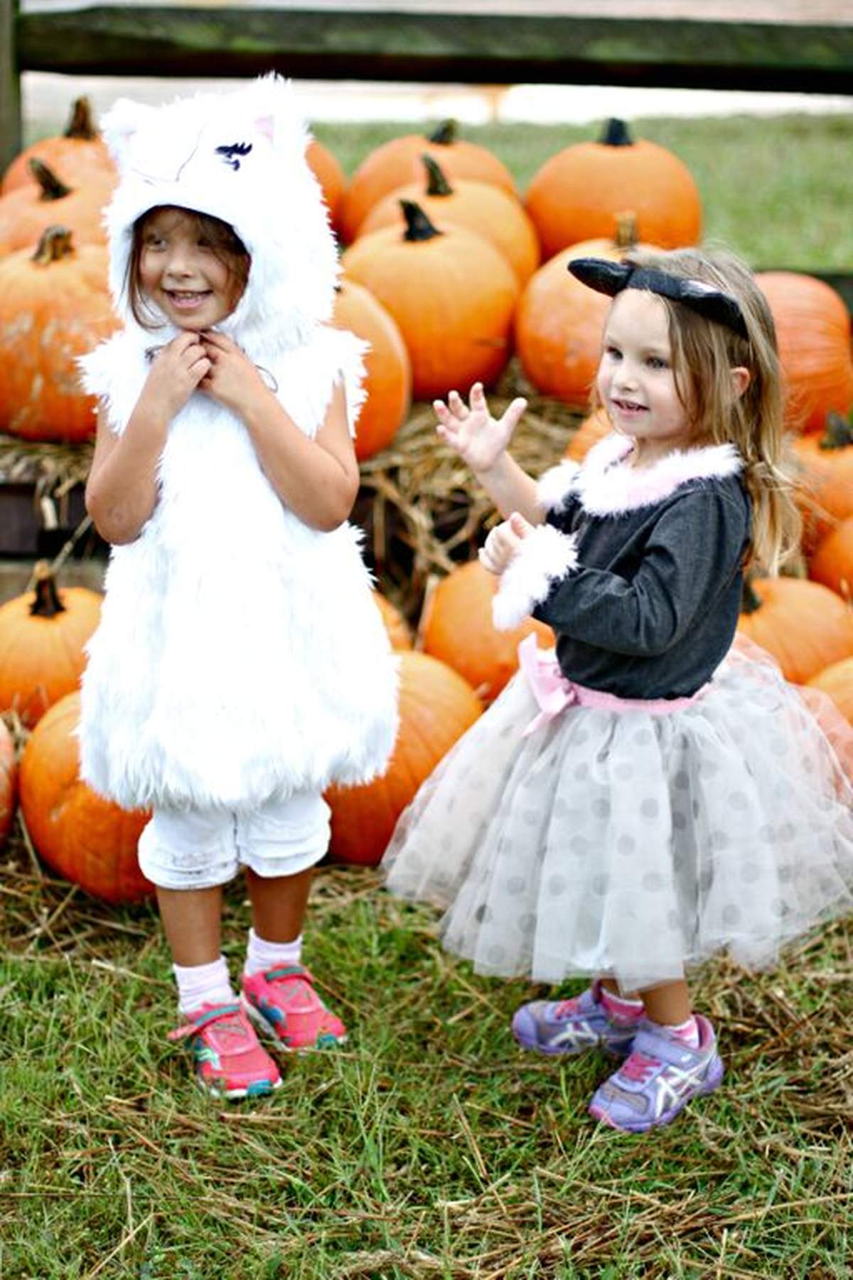 Halloween Costume Kids Party Halloween Party Ideas | Photo 1 of 40 ...
