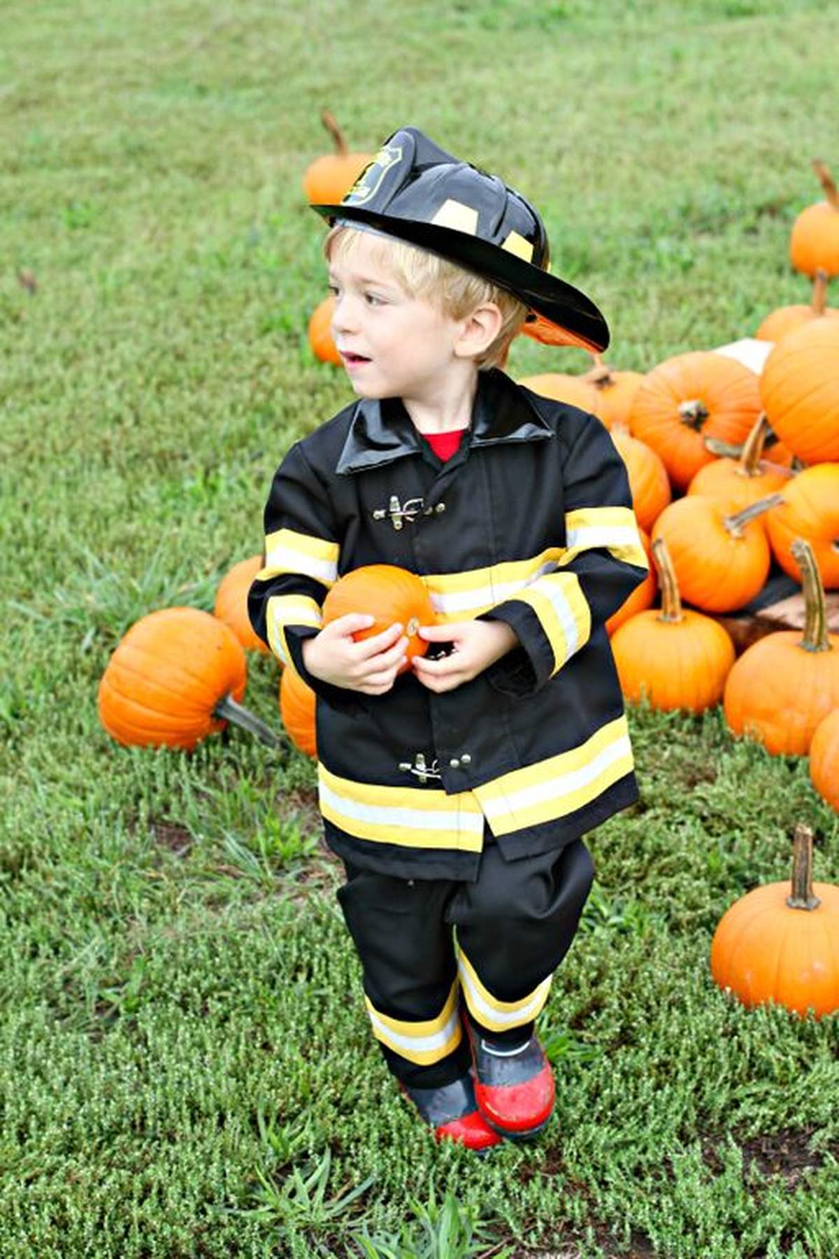Halloween Costume Kids Party Halloween Party Ideas | Photo 1 of 40 ...