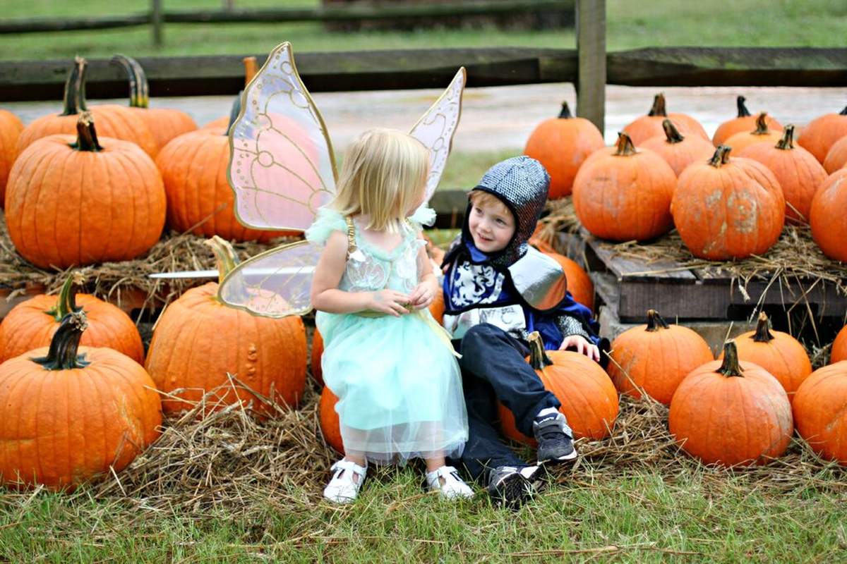Halloween Costume Kids Party Halloween Party Ideas | Photo 1 of 40 ...