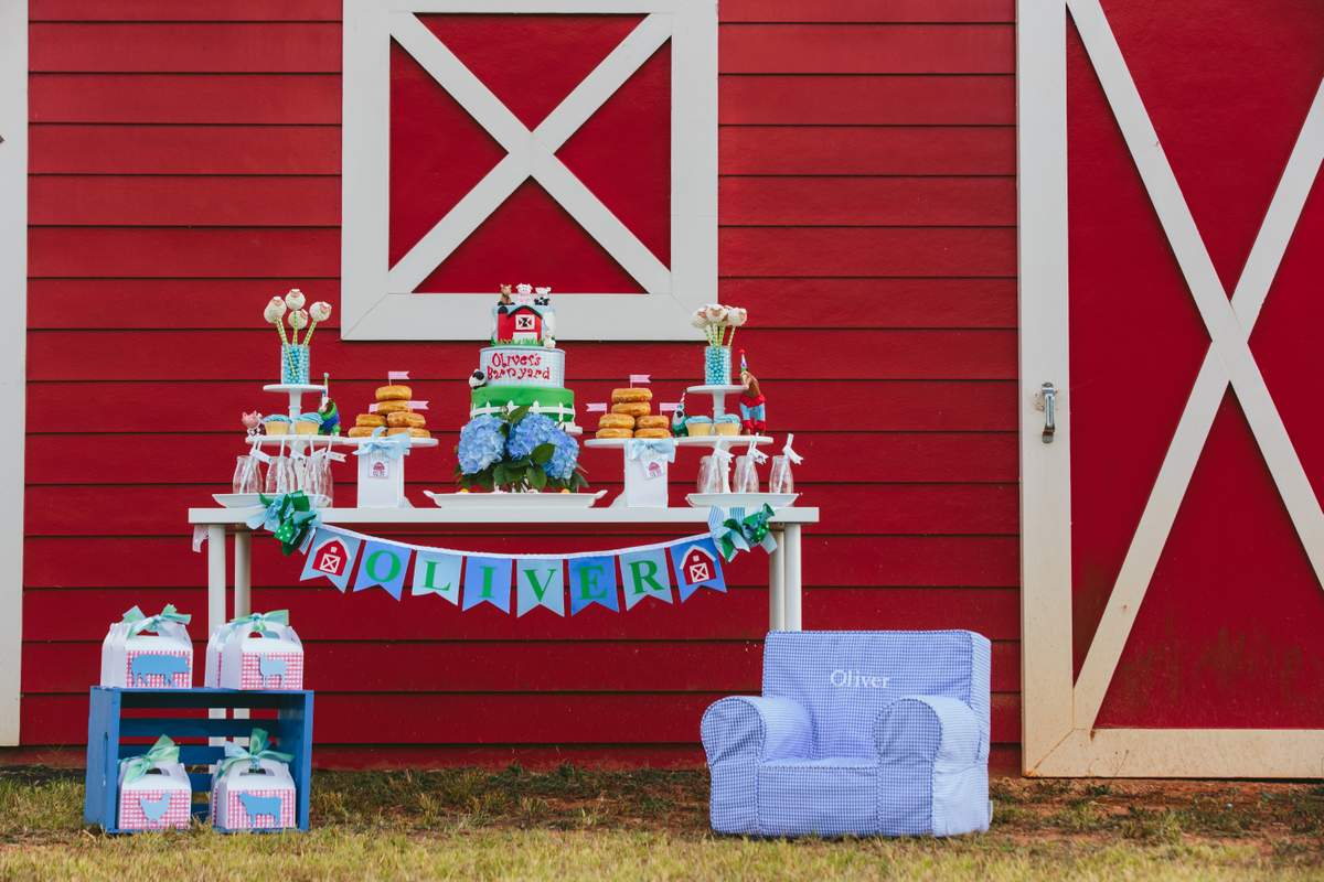 Barnyard Birthday Party Ideas | Photo 8 of 55 | Catch My Party