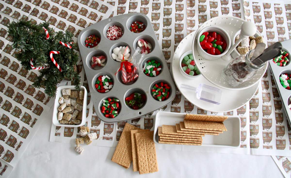 Gingerbread Houses / Christmas/Holiday "Gingerbread Workshop" | Catch ...