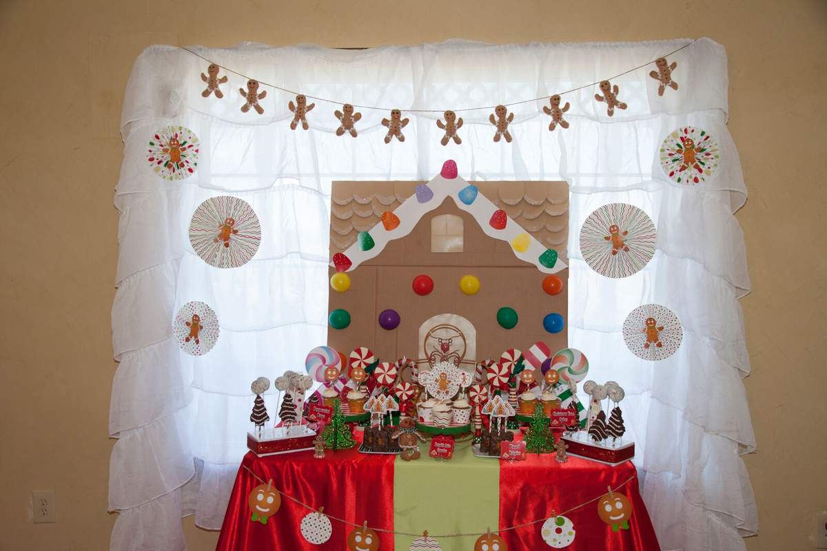 Holiday - Gingerbread house - Hot Cocoa Bar Christmas/Holiday Party ...