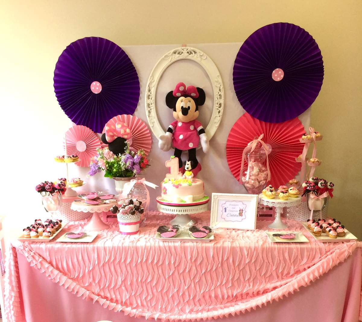 Mickey Mouse / Minnie Mouse Birthday Party Ideas | Photo 1 of 12 | Catch My Party