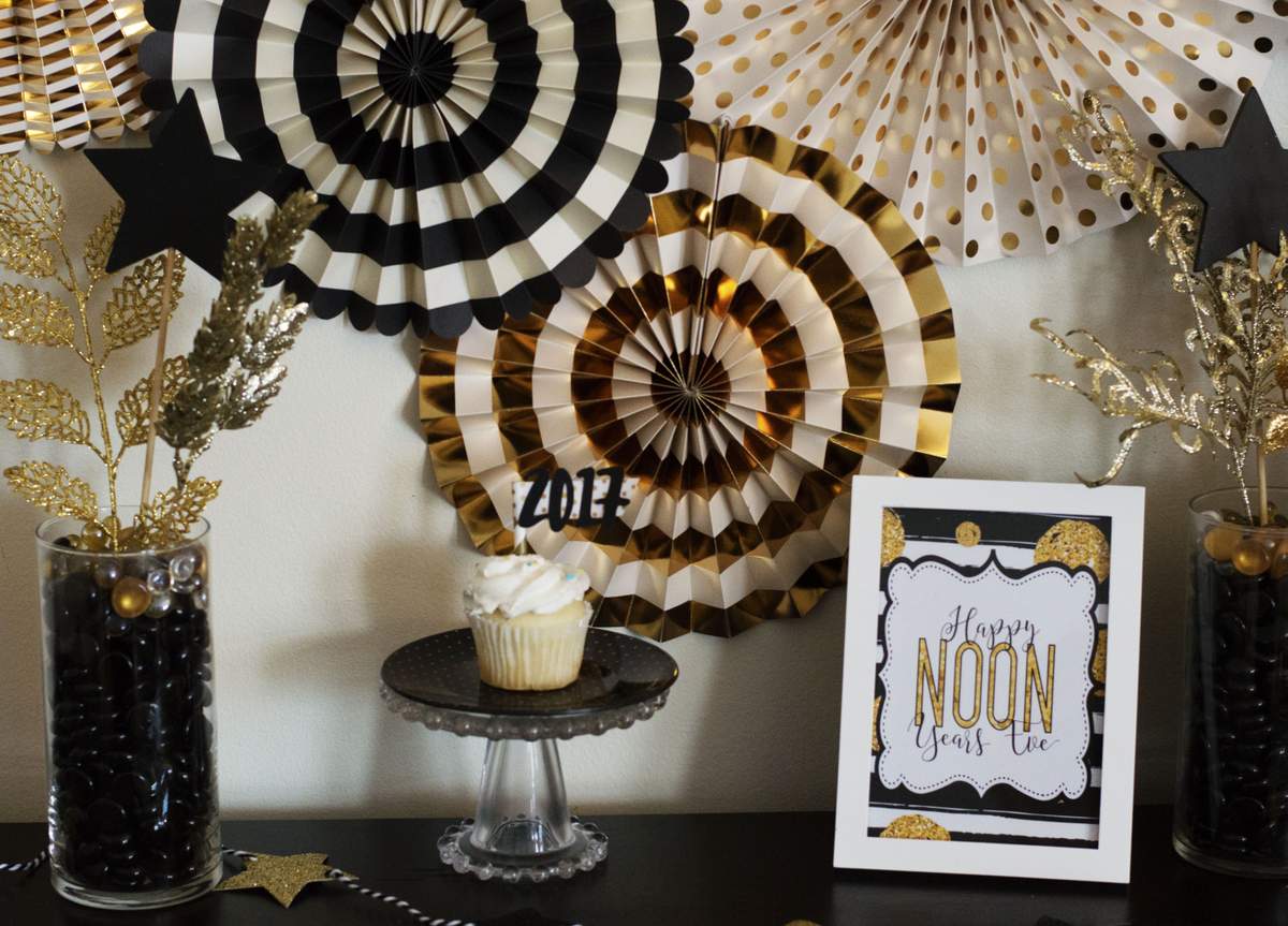 Noon Years Eve Kids Countdown New Year's Party Ideas | Photo 1 of 17 ...