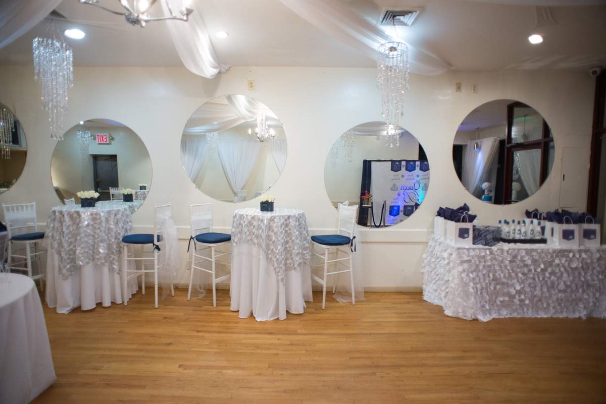 Denim & white Birthday Party Ideas | Photo 30 of 33 | Catch My Party