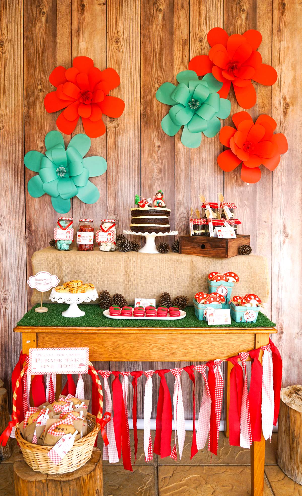Red Riding Hood Picnic Party Birthday Party Ideas | Photo 1 of 23 ...