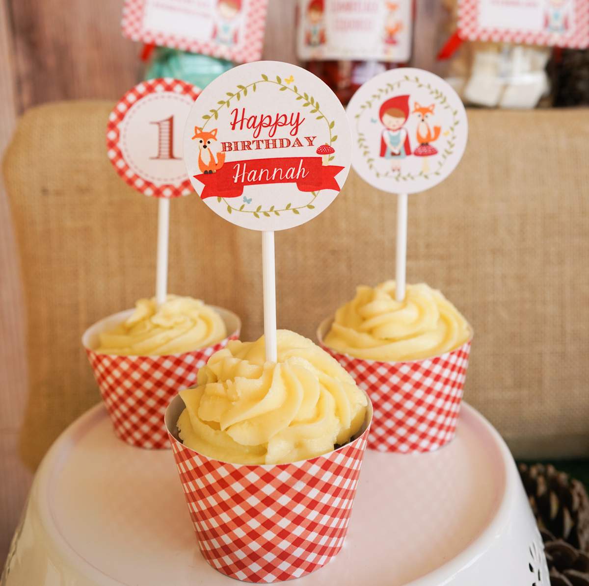 Red Riding Hood Picnic Party Birthday Party Ideas | Photo 1 of 23 ...