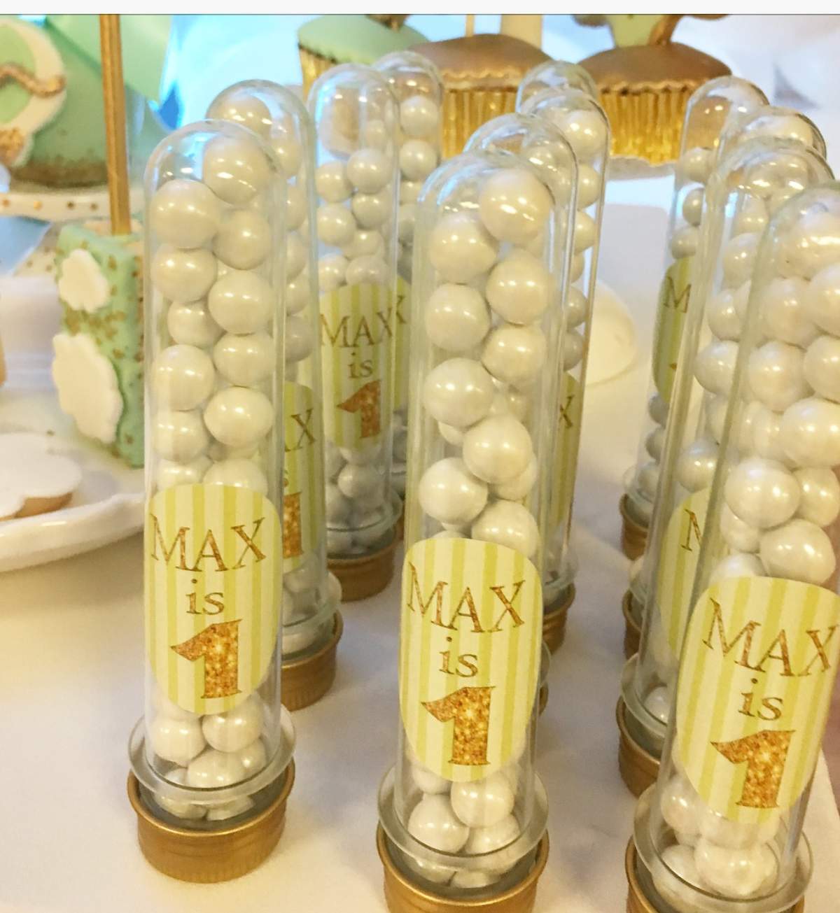 Air balloons Birthday Party Ideas | Photo 7 of 10 | Catch My Party