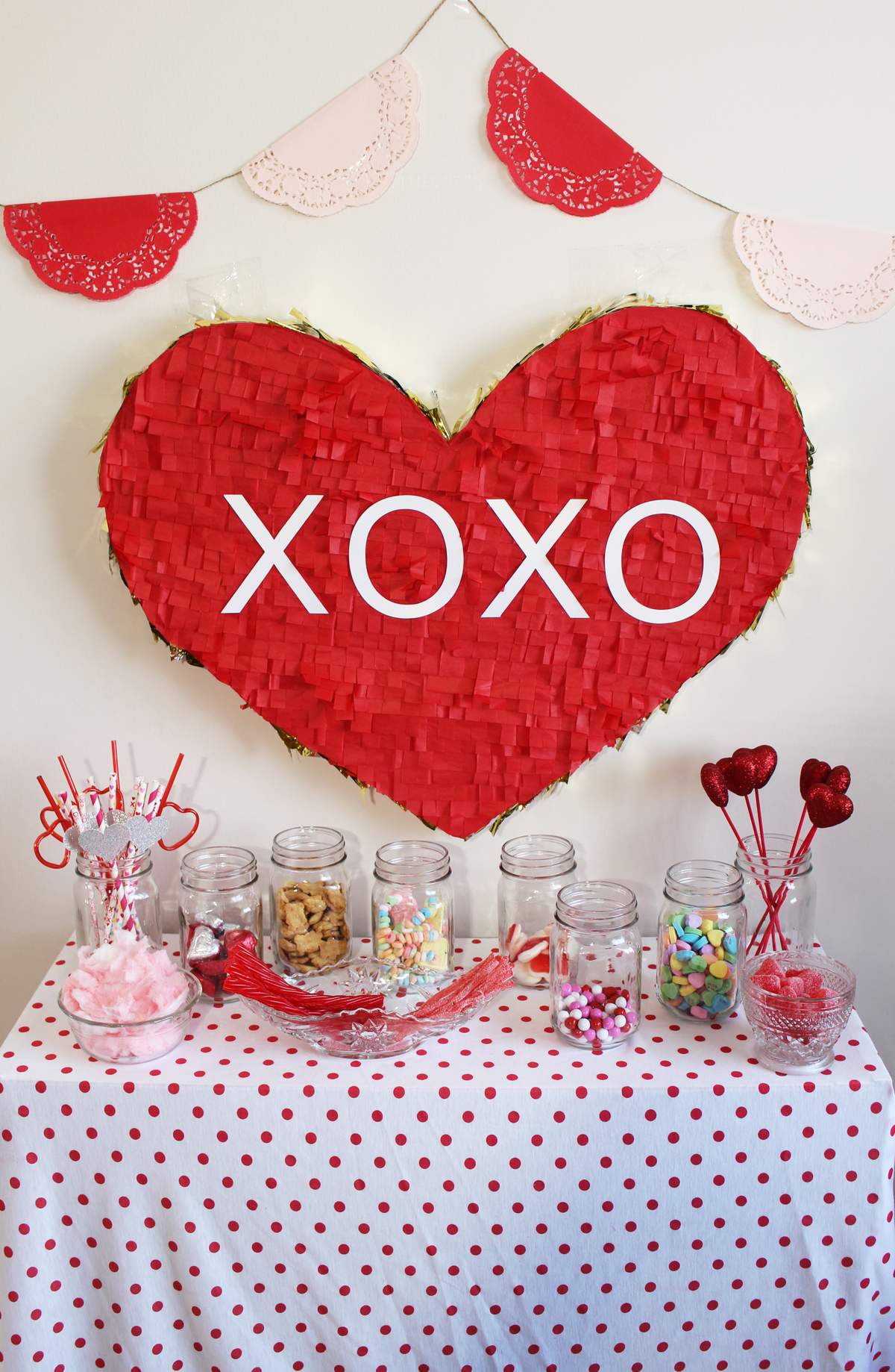 Valentine's Day Valentine's Day Party Ideas | Photo 1 of 9 | Catch My Party