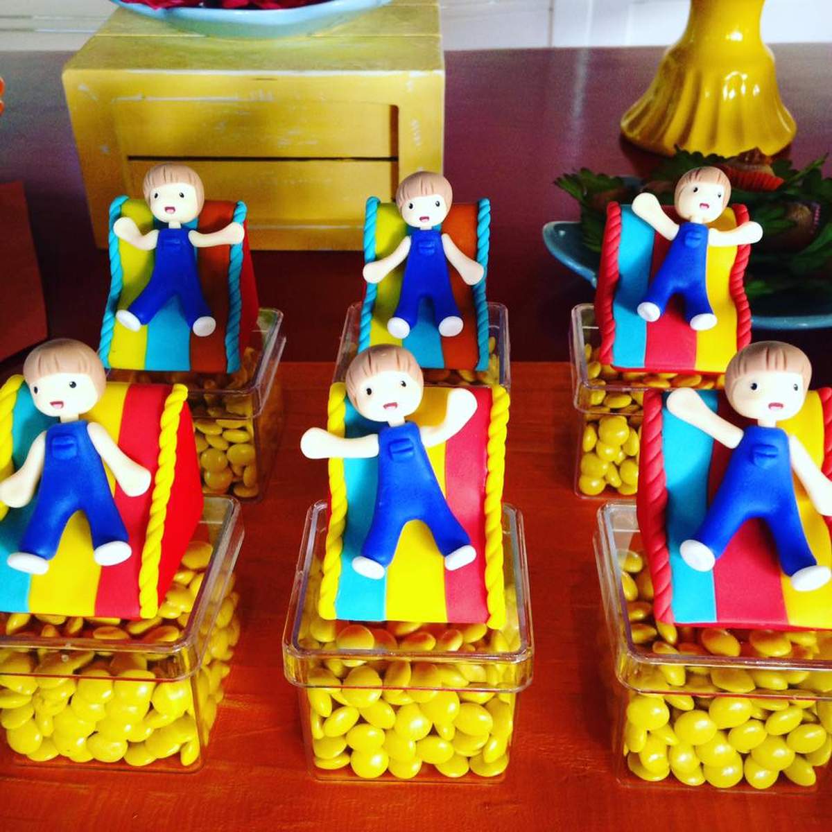 Carnivale / Rio Birthday Party Ideas | Photo 2 of 19 | Catch My Party