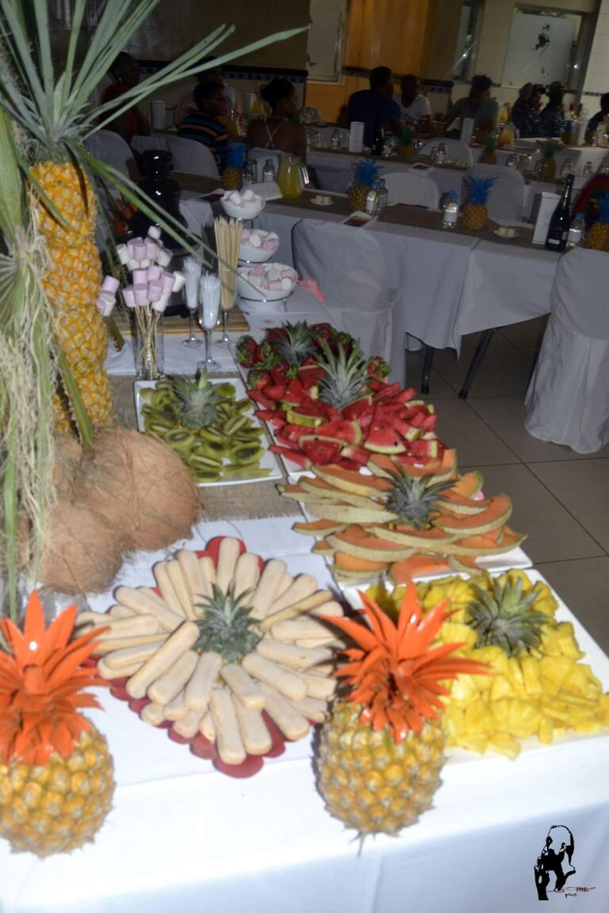 Tropical/Aloha Birthday Party Ideas | Photo 7 of 28 | Catch My Party