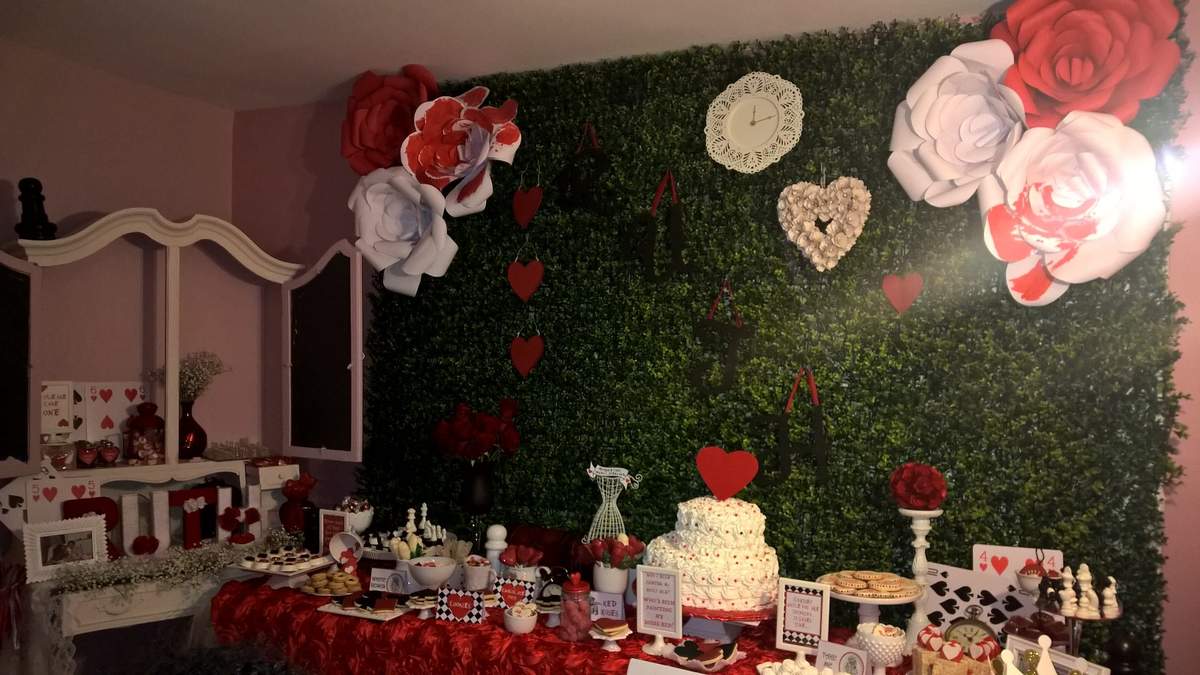 Queen of Heart Quinceañera Party Ideas | Photo 1 of 16 | Catch My Party