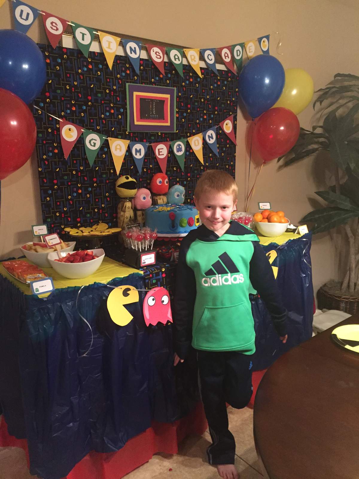PAC-Man Birthday Party Ideas | Photo 13 of 23 | Catch My Party
