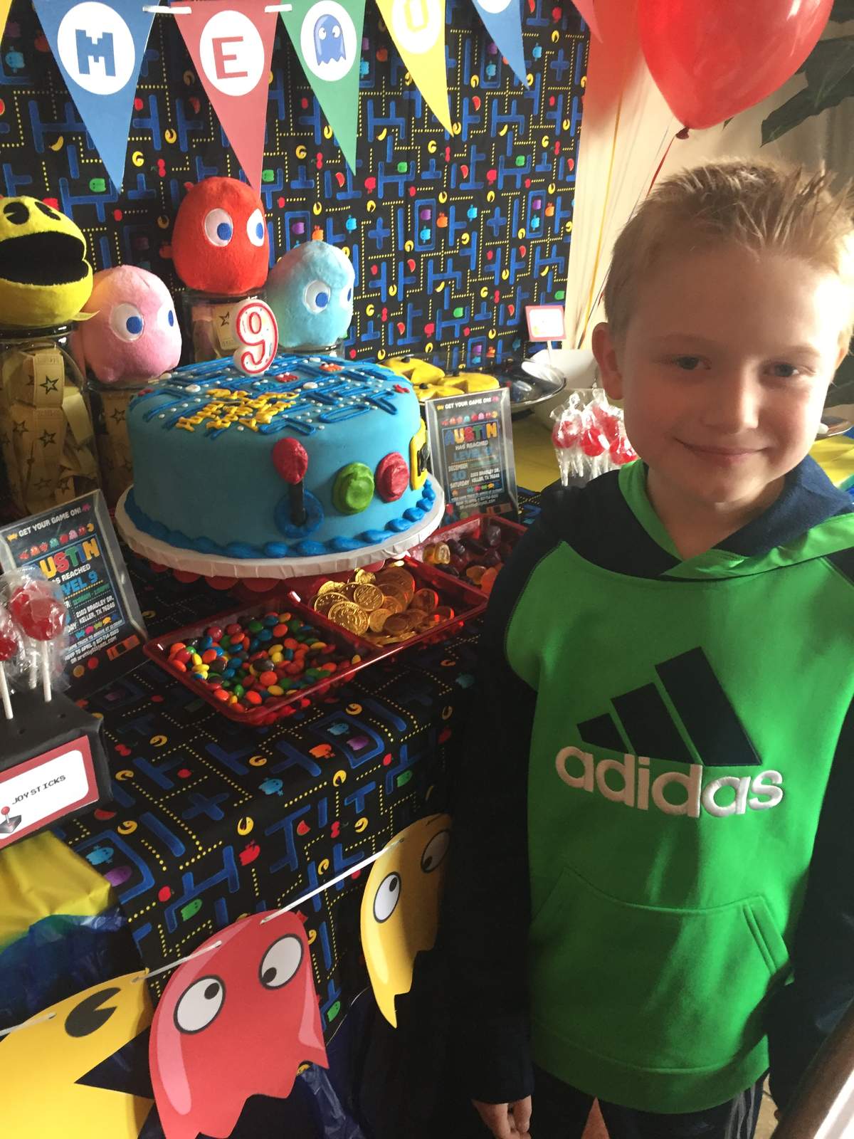 PAC-Man Birthday Party Ideas | Photo 13 of 23 | Catch My Party