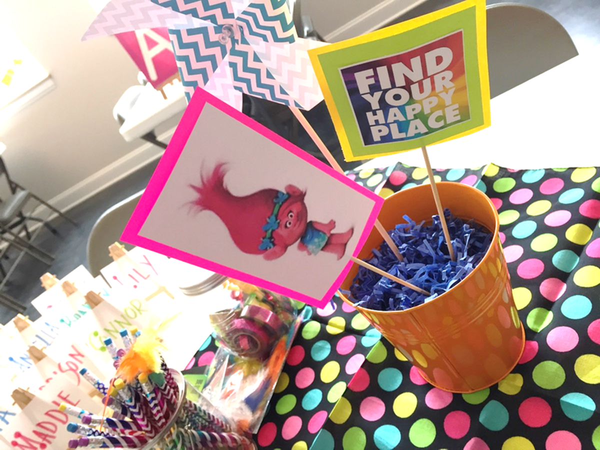 Trolls / Birthday "Maddie's Trolls Art Bash" | Catch My Party