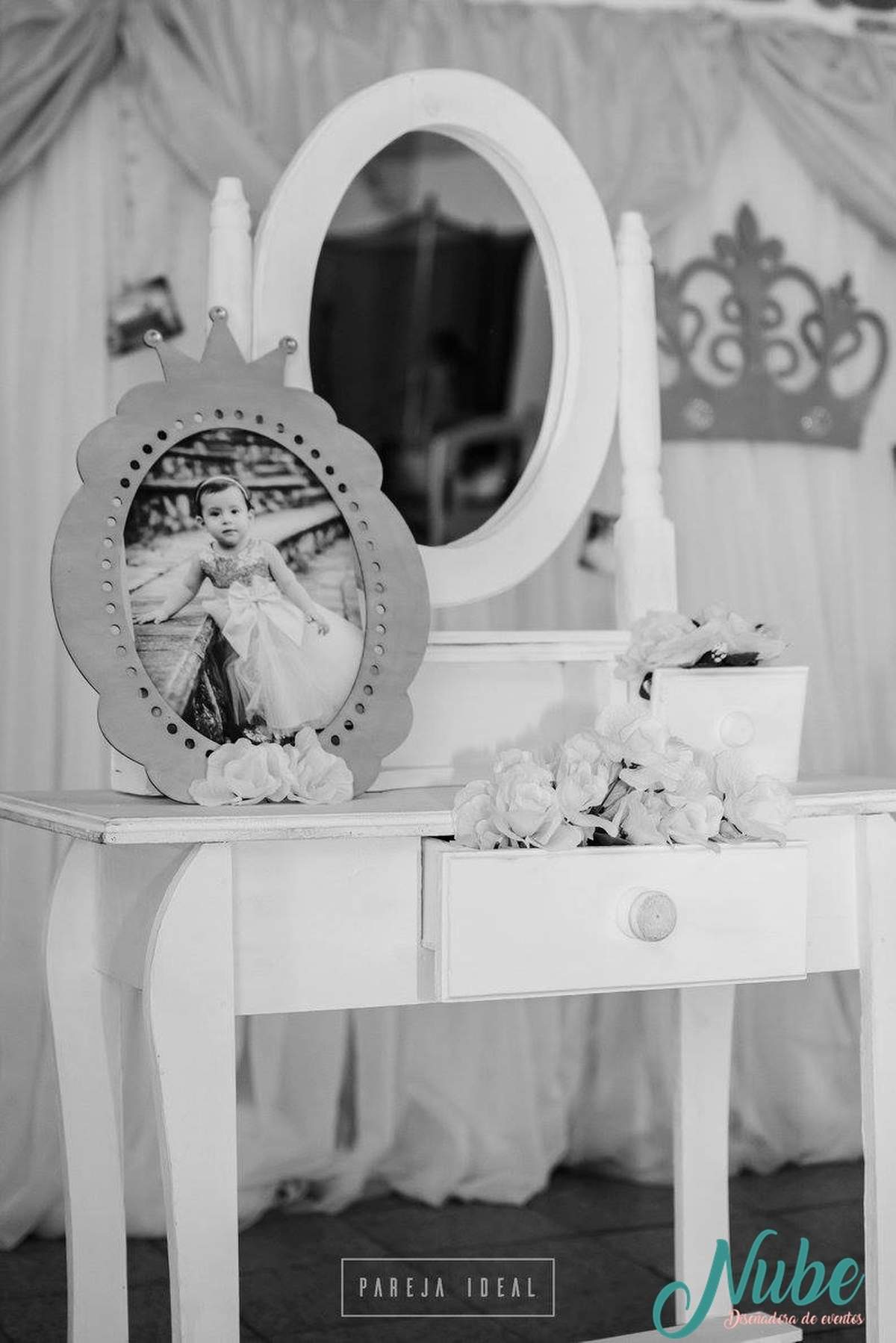 Shabby chic Birthday Party Ideas | Photo 2 of 37 | Catch My Party